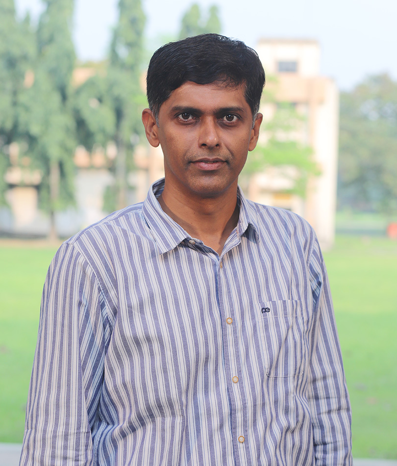 Deans | IIM Calcutta